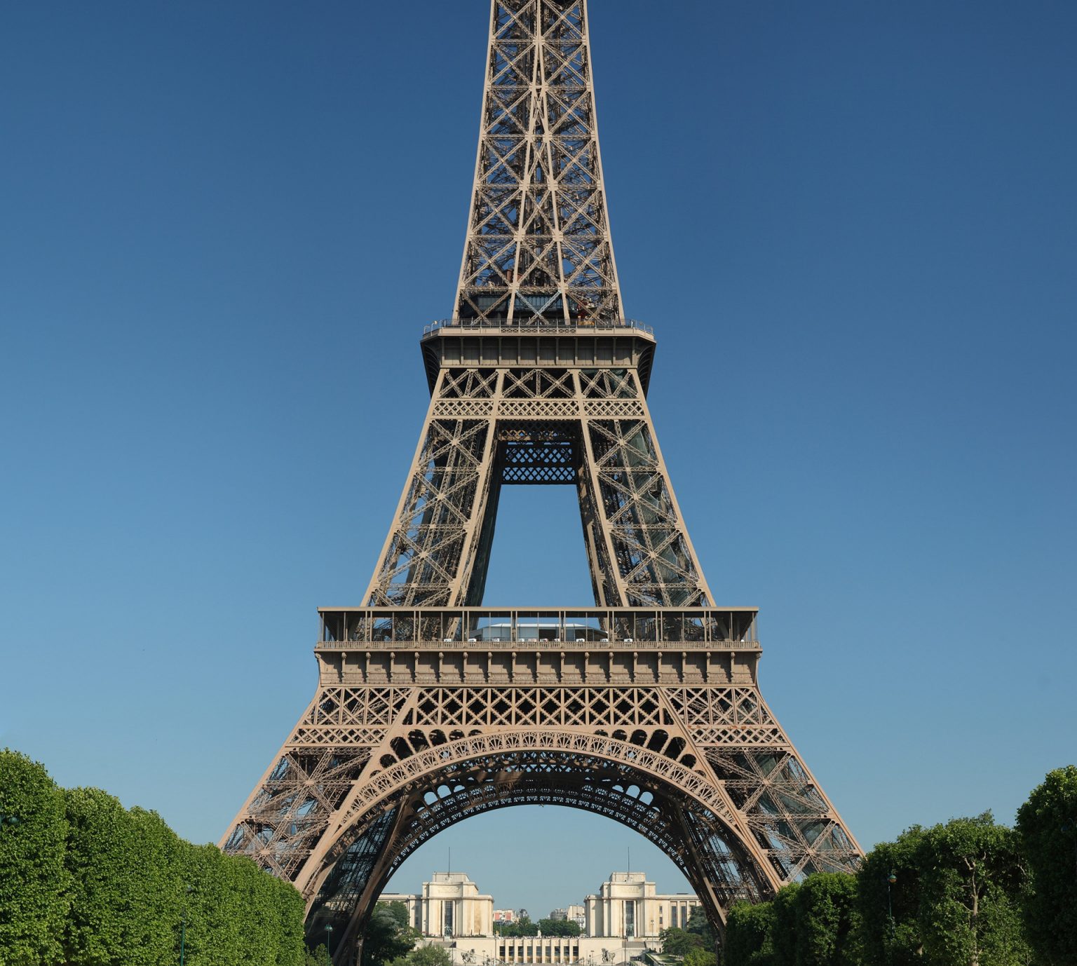 Eiffel Tower - Dreams of an Architect